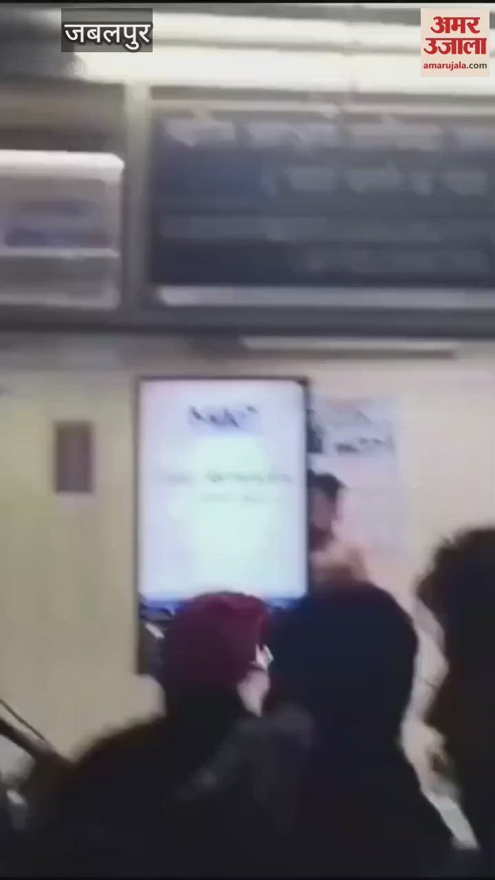 Jabalpur News Broken Glass Of Railway Ticket Counter - Jabalpur News - Jabalpur News:रेलवे टिकट ...