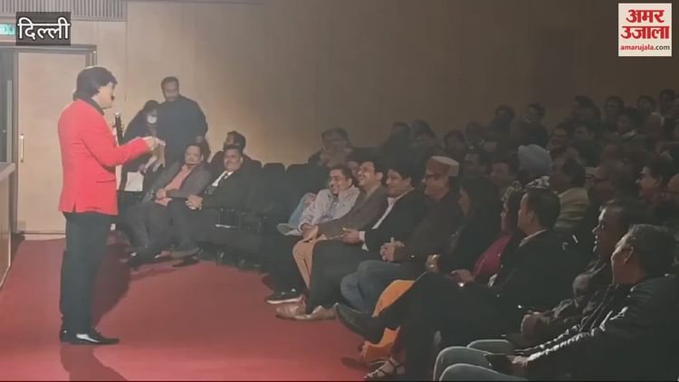 Video : Ehsan Qureshi And His Wife Zeenat Qureshi Performing At The Hasya Rang Mahotsav - Amar ...