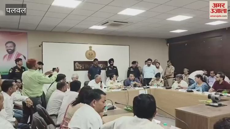 Basic Facilities Arose In Meeting Of Grievances Committee And Minister ...