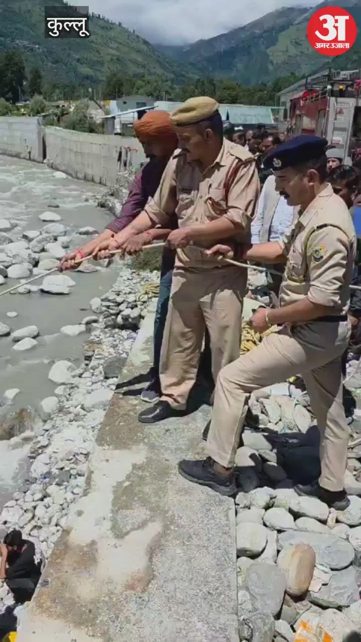 मनाली:बाहंग के पास बहने के बाद बीच नदी में फंसी महिला, पुलिस ने ...