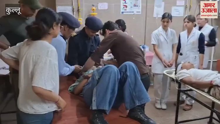 Kullu Taxi Accident On Bhuntar-gadsa Road Seven People Including Six Tourists Injured - Amar ...