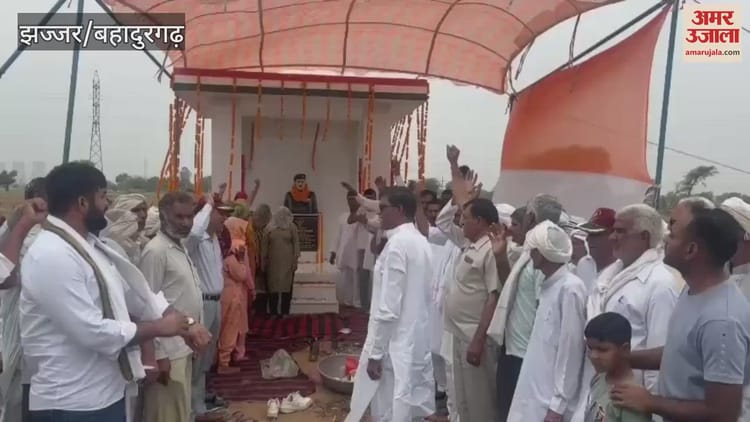 Statue Of Martyr Subedar Satpal Singh Yadav Was Unveiled - Amar Ujala ...