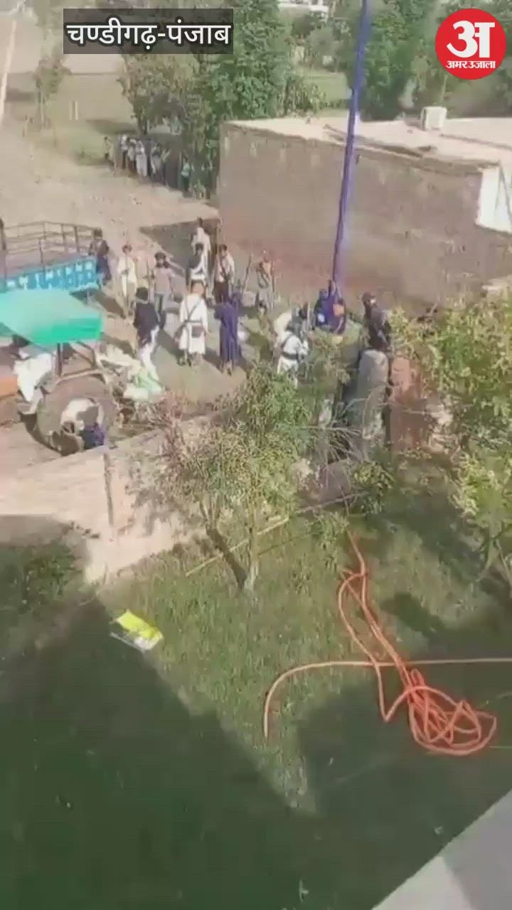 फिरोजपुर में निहंगों ने जमीन पर कब्जा कर लगाया निशान साहिब, फसल पर ...