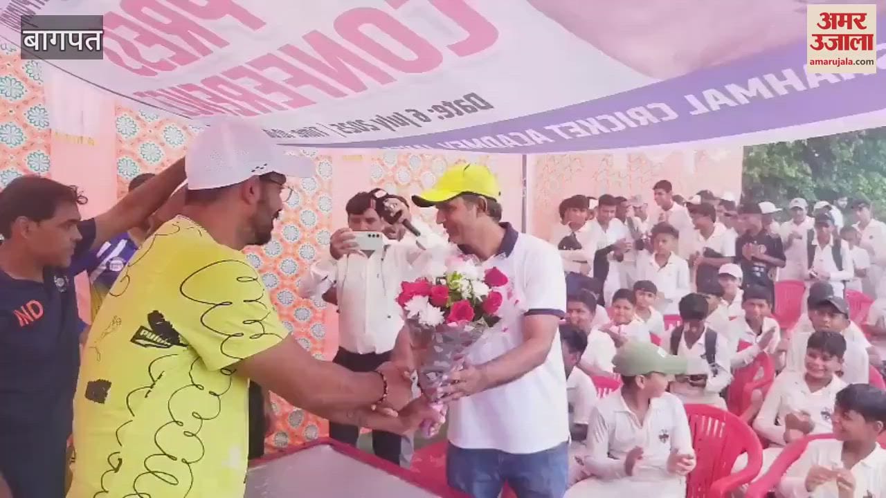 बागपत:ईवीपीएल के प्रमोशन के लिए बड़ौत पहुंचे आईपीएल पूर्व खिलाड़ी ...