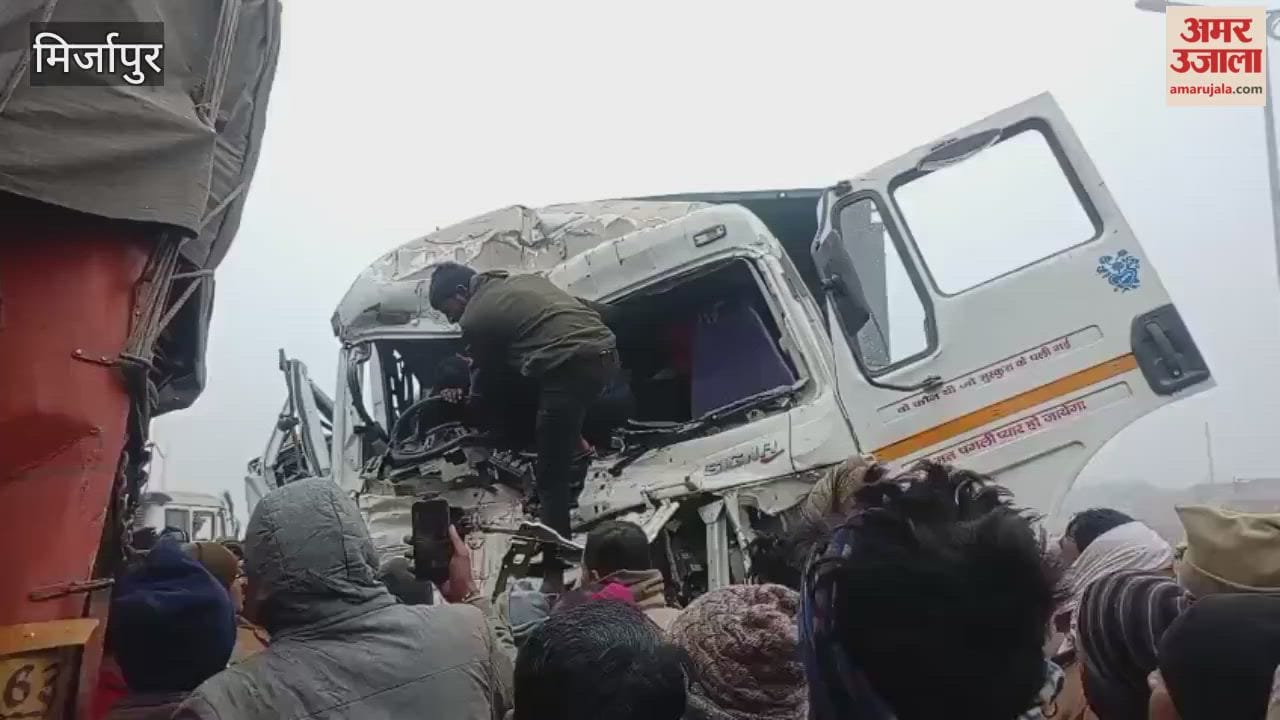 ट्रक में हाइवा ने मारी टक्कर, तड़पकर चालक की मौत; Video - Hyva Truck ...