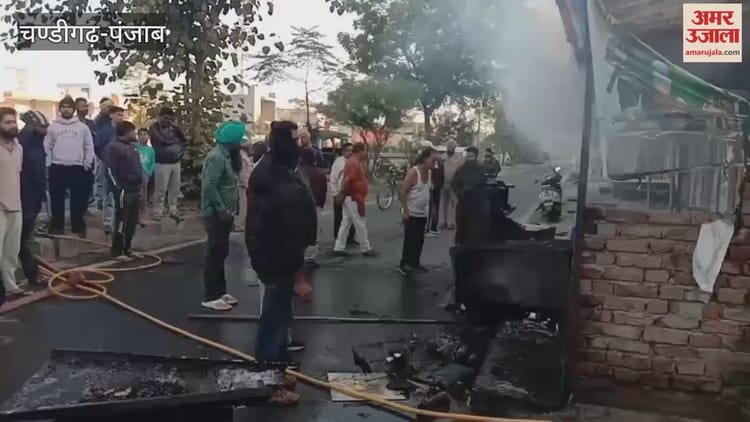 पठानकोट के सरना क्षेत्र में एक दुकान को लगी आग - A Shop Caught Fire In ...