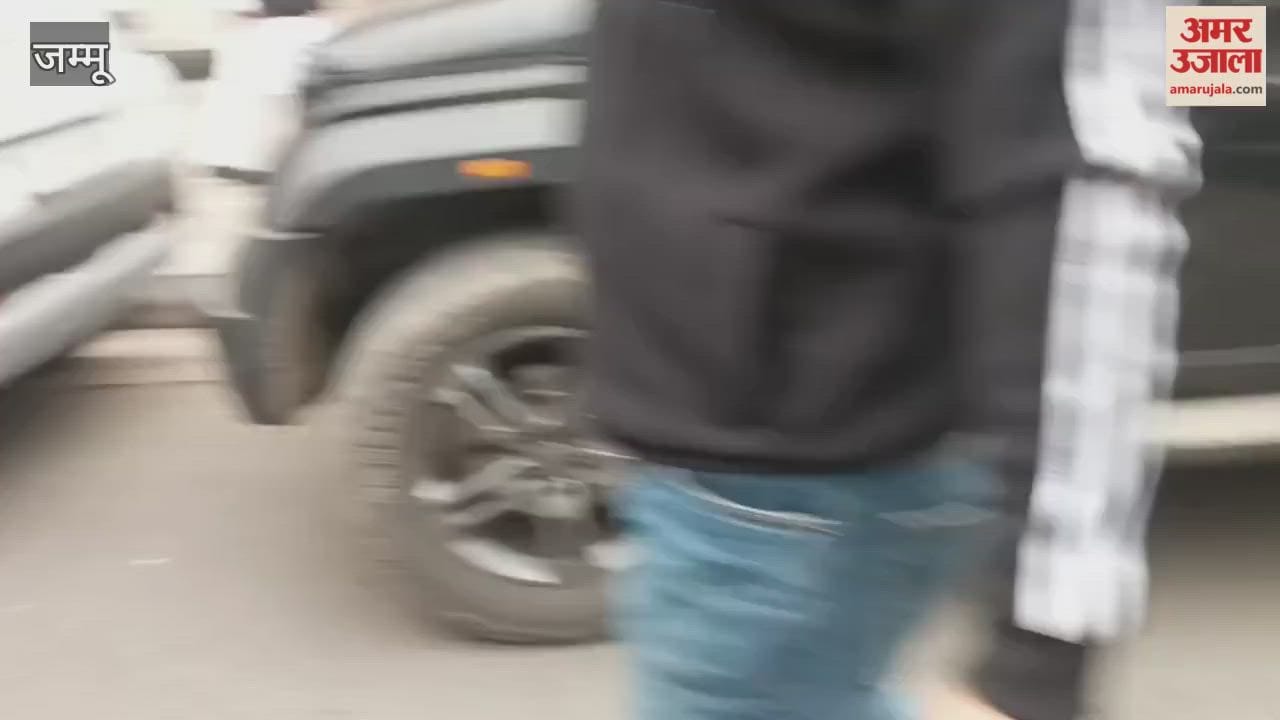 मनरेगा नाम बदलने और नेशनल हेराल्ड केस पर कांग्रेस ने निकाला विरोध जुलूस ...