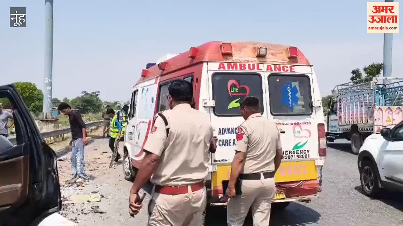 तेज रफ्तार स्कॉर्पियो खड़े डंपर से टकराई, चार पुलिसवालों समेत पांच की ...