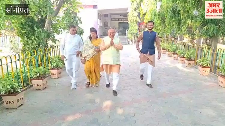 सोनीपत निकाय चुनाव के रंग:वीआईपी दिग्गजों से लेकर घूंघट की ओट तक, मतदान ...