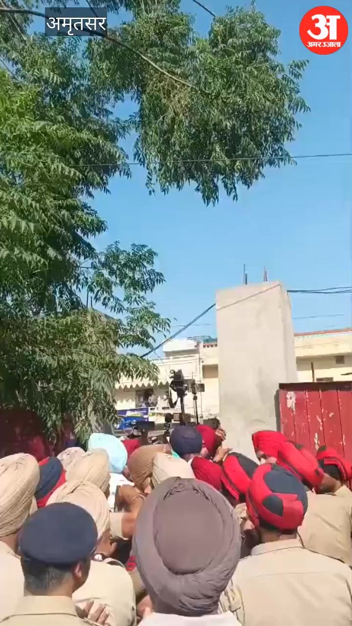 मजीठा चुनावी विवाद में आमने-सामने आए बिक्रम मजीठिया और आप नेता तलबीर ...